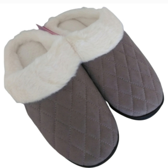 Ning | Shoes | Womens Quilted Slippers Faux Fur Lining Gray Cream House ...